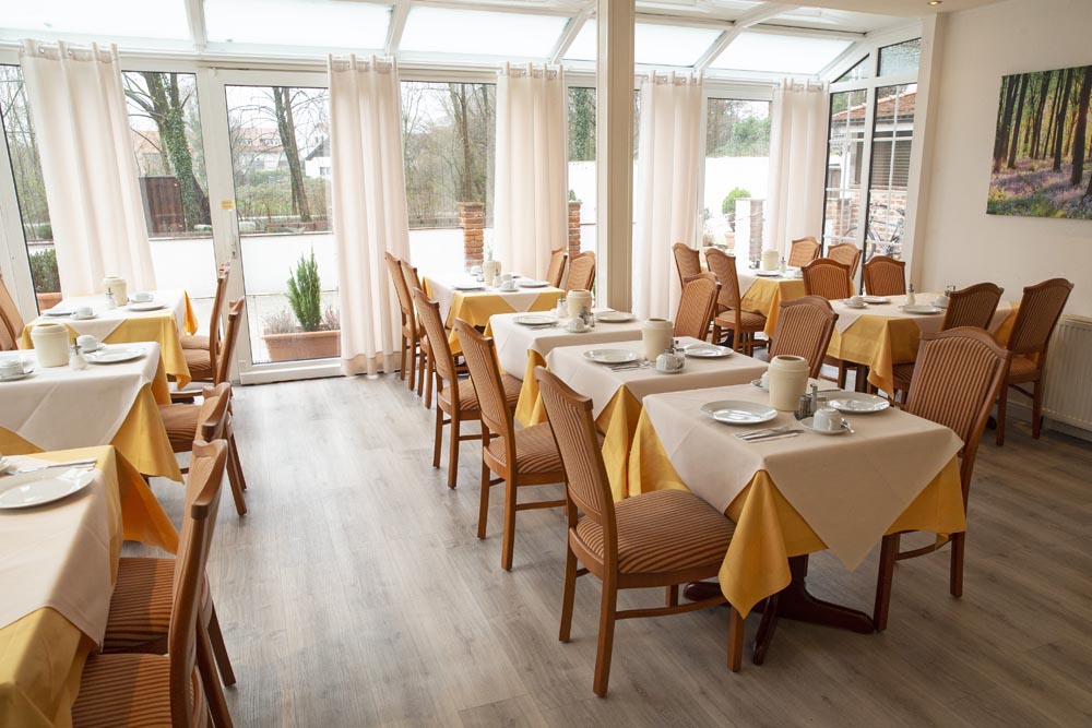 Das Hotel - Diele - Hotel, Bistro & Grill